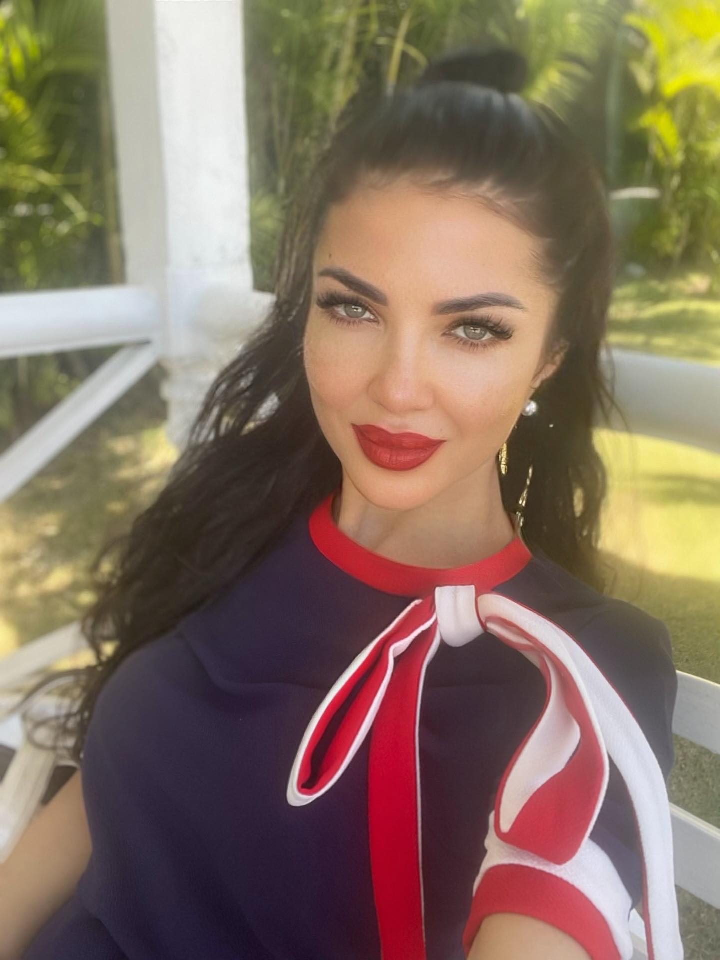 Райна пътува по света – какво се крие зад новото ѝ любимо занимание ...